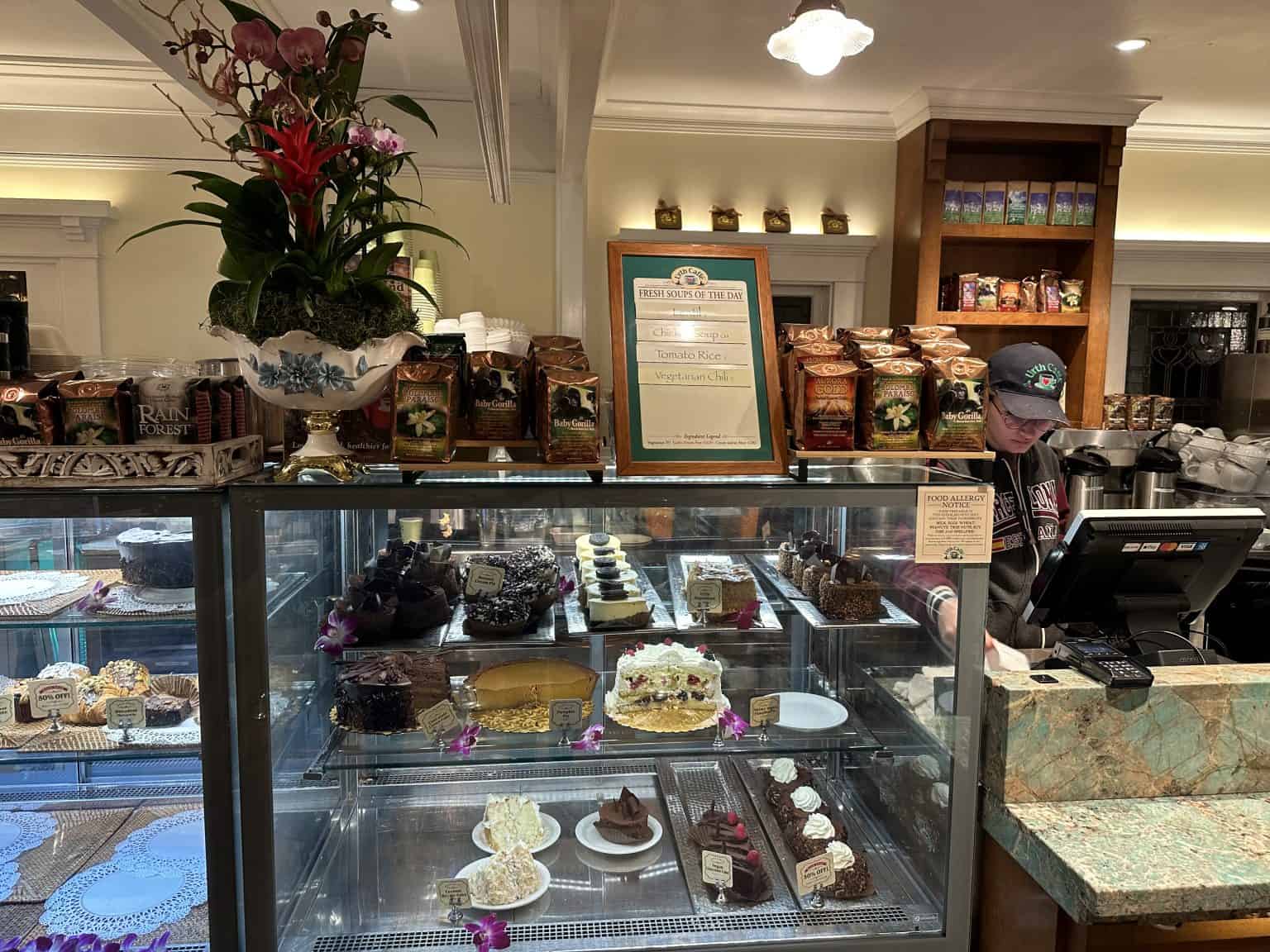 Urth Caffé in Laguna Beach: My Review - tastecaliforniatravel.com