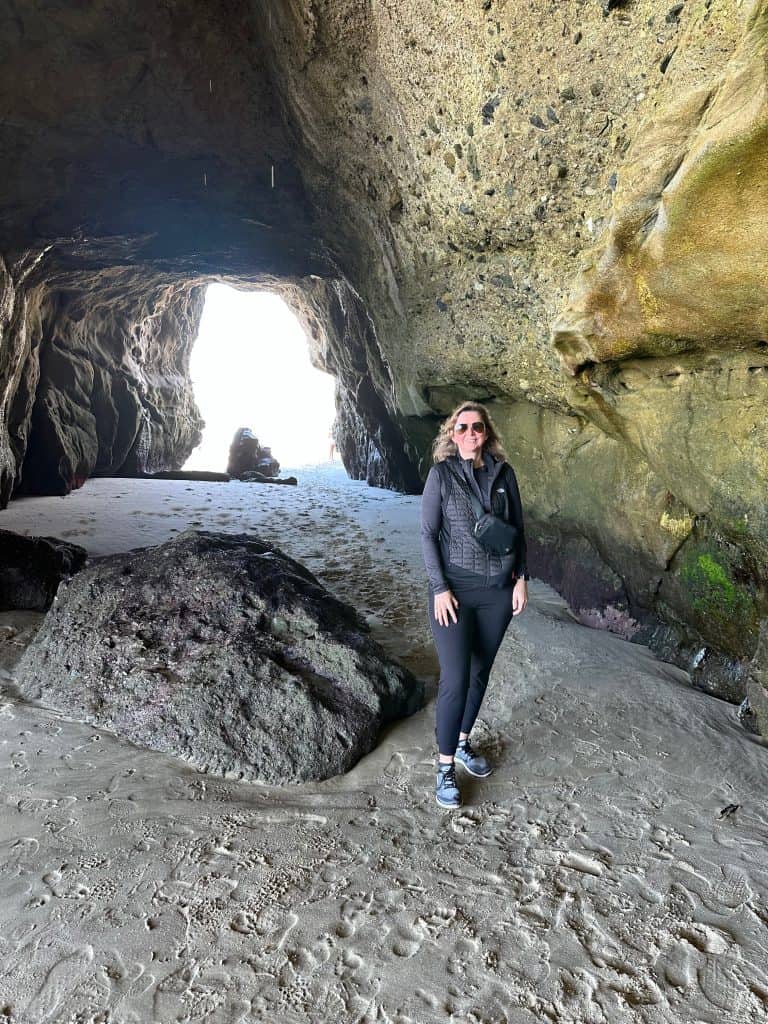 Thousand Steps Beach in Laguna Beach: Stairway to Coastal Bliss ...