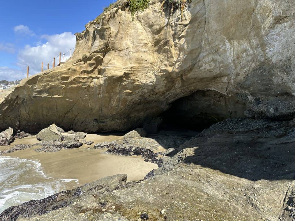 Thousand Steps Beach in Laguna Beach: Stairway to Coastal Bliss ...