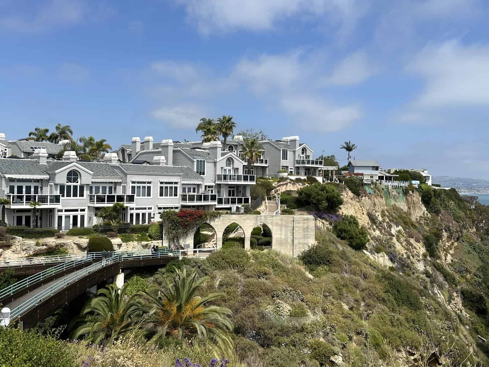 Bluff Top Trail in Dana Point: Discovering the Historic Arches ...